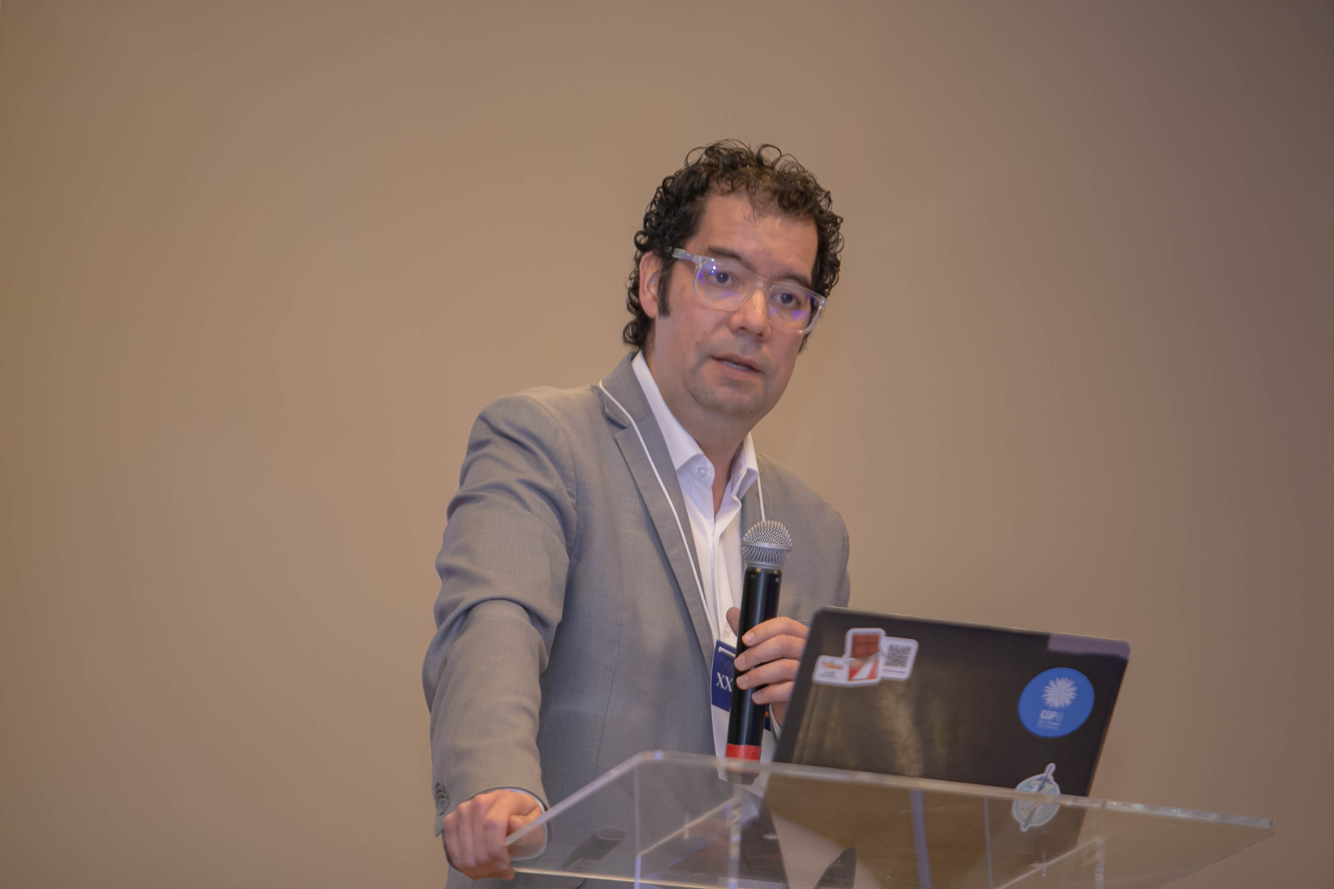 Procesar para progresar: Ciencia, tecnología e innovación en la ...